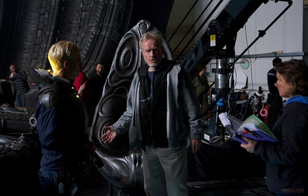 Over 15 PROMETHEUS Movie Images