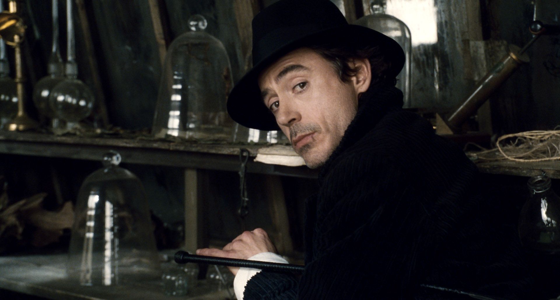 37 High Resolution Images from SHERLOCK HOLMES