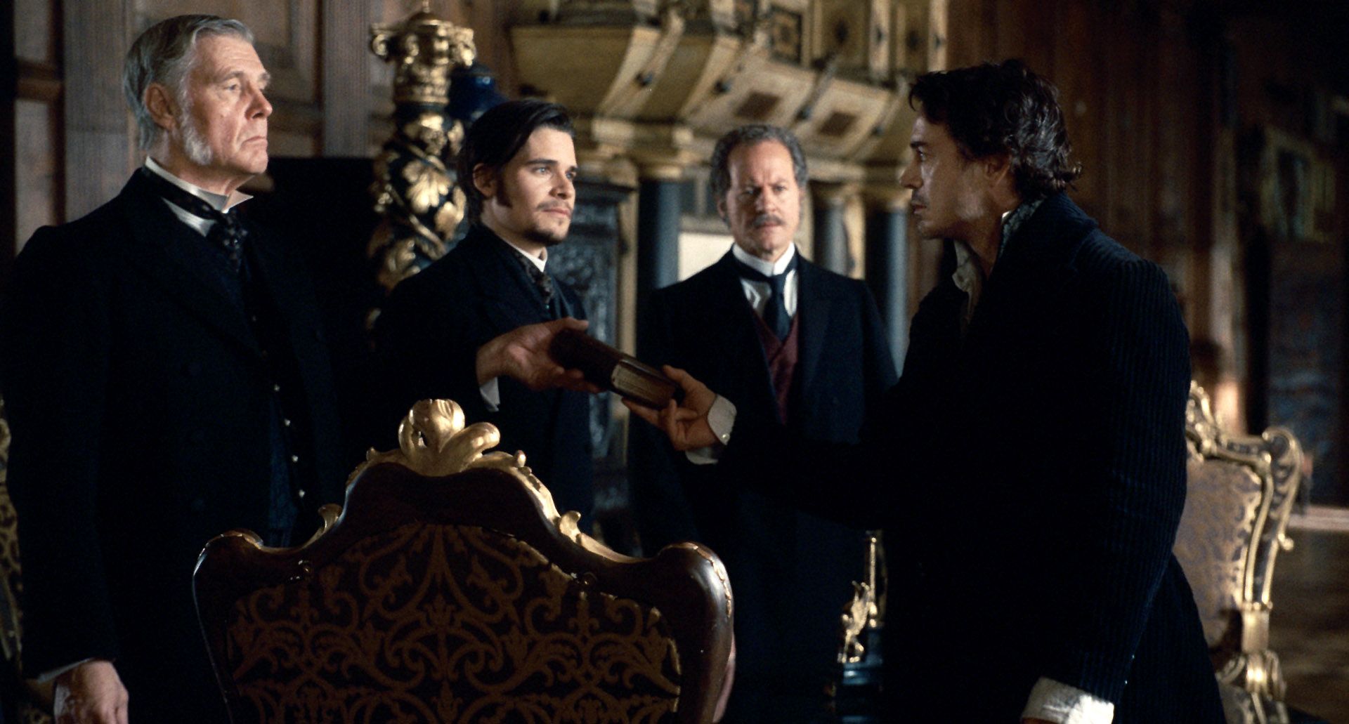 37 High Resolution Images from SHERLOCK HOLMES