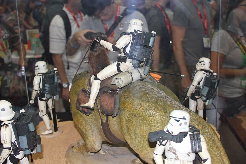 Comic-Con: Toy Images from the Convention Floor