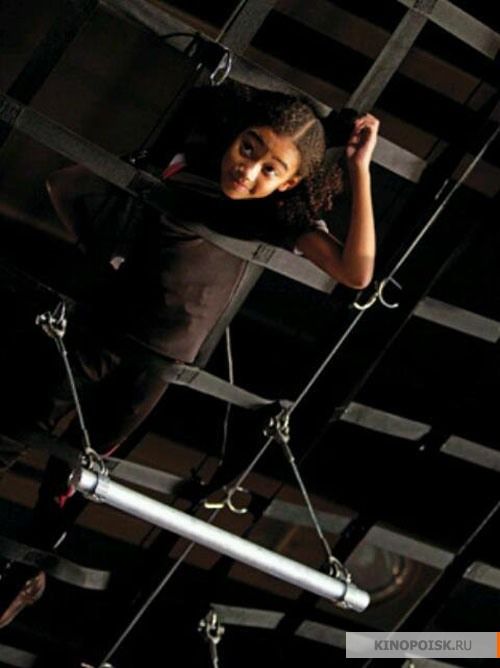 THE HUNGER GAMES Movie Images Featuring Jennifer Lawrence and Woody ...