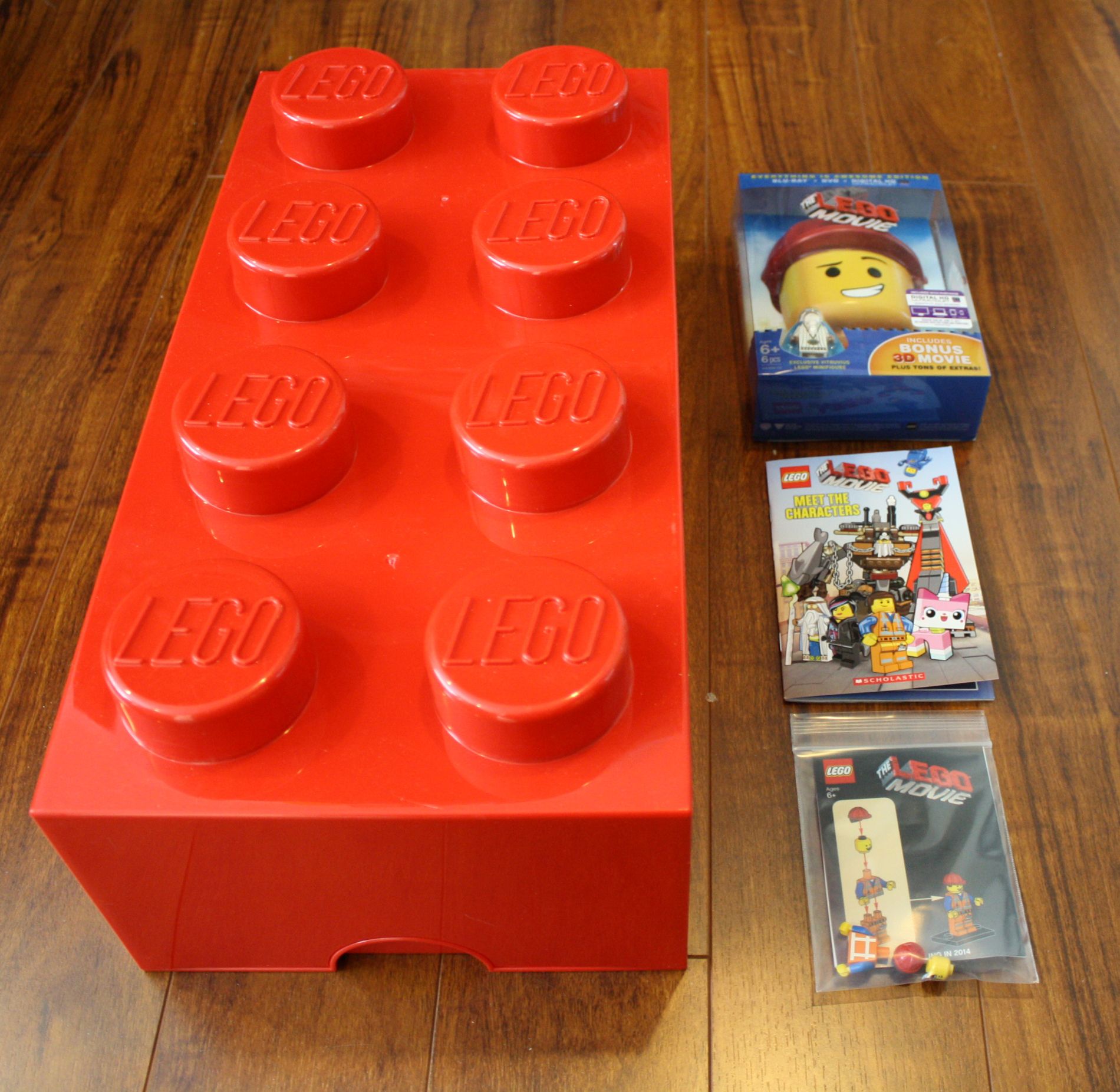THE LEGO MOVIE Giveaway: Includes 2,000 Lego Bricks, 3D Blu-ray