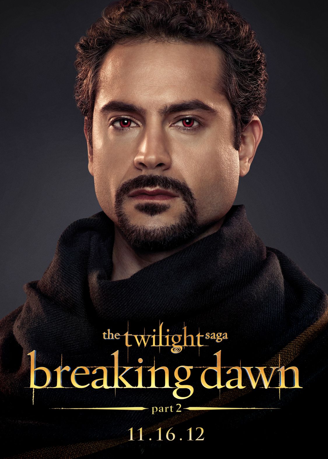 THE TWILIGHT SAGA: BREAKING DAWN - PART 2 Images Reveal Vampire Covens