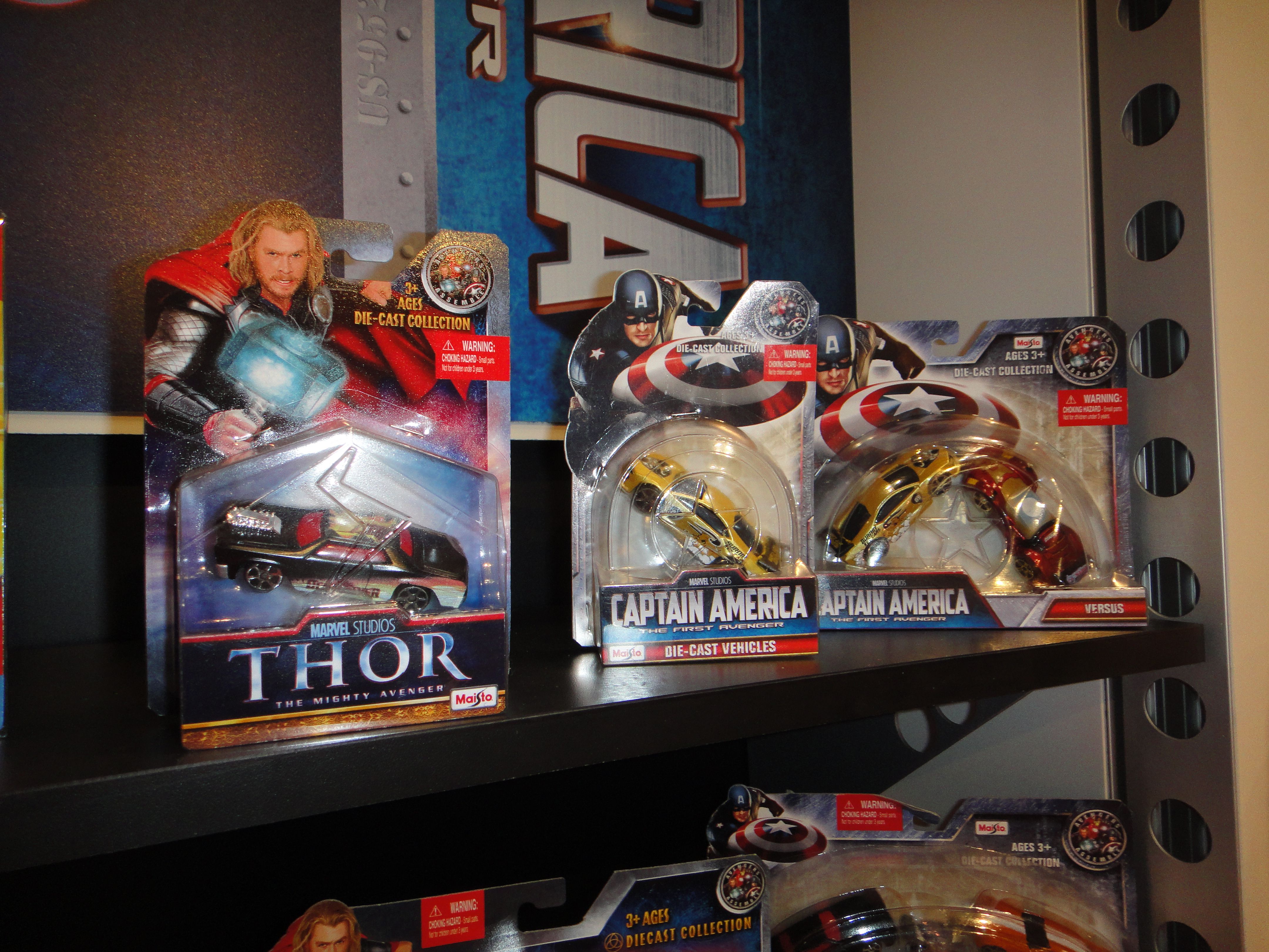 100 Pictures from Toy Fair 2011