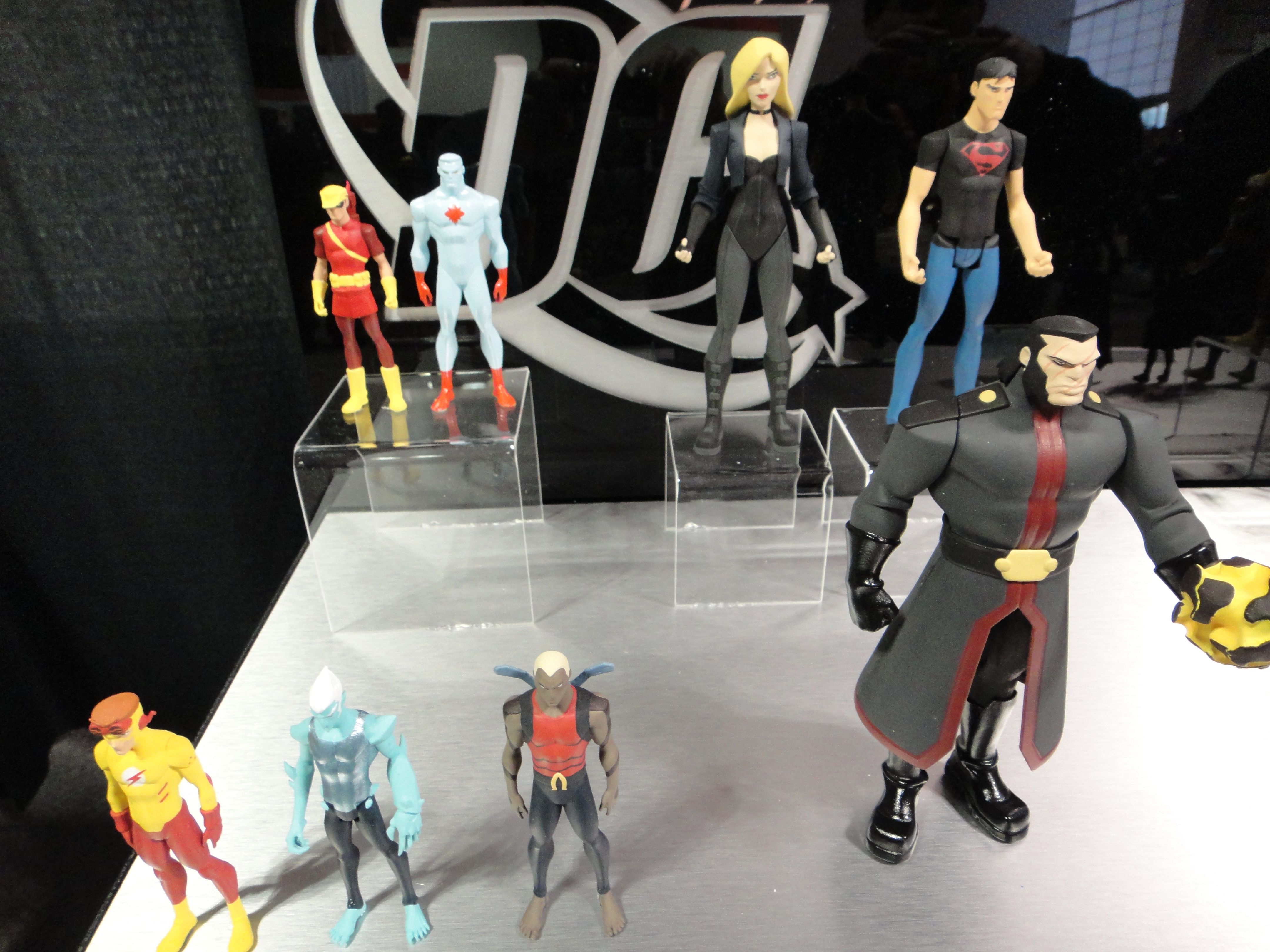 100 Pictures from Toy Fair 2011