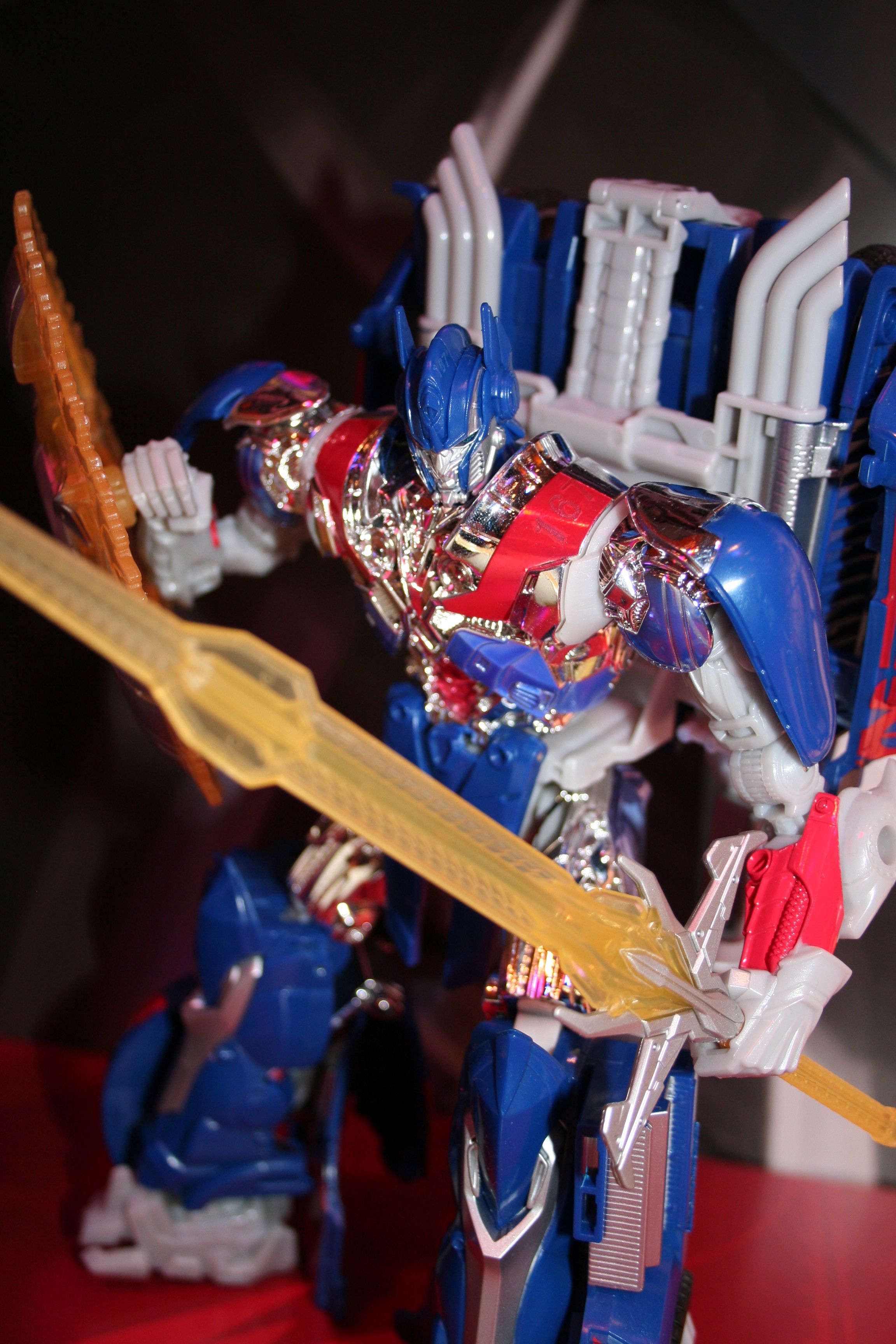 TRANSFORMERS 4 AGE OF EXTINCTION Toys and Action Figure Images ...