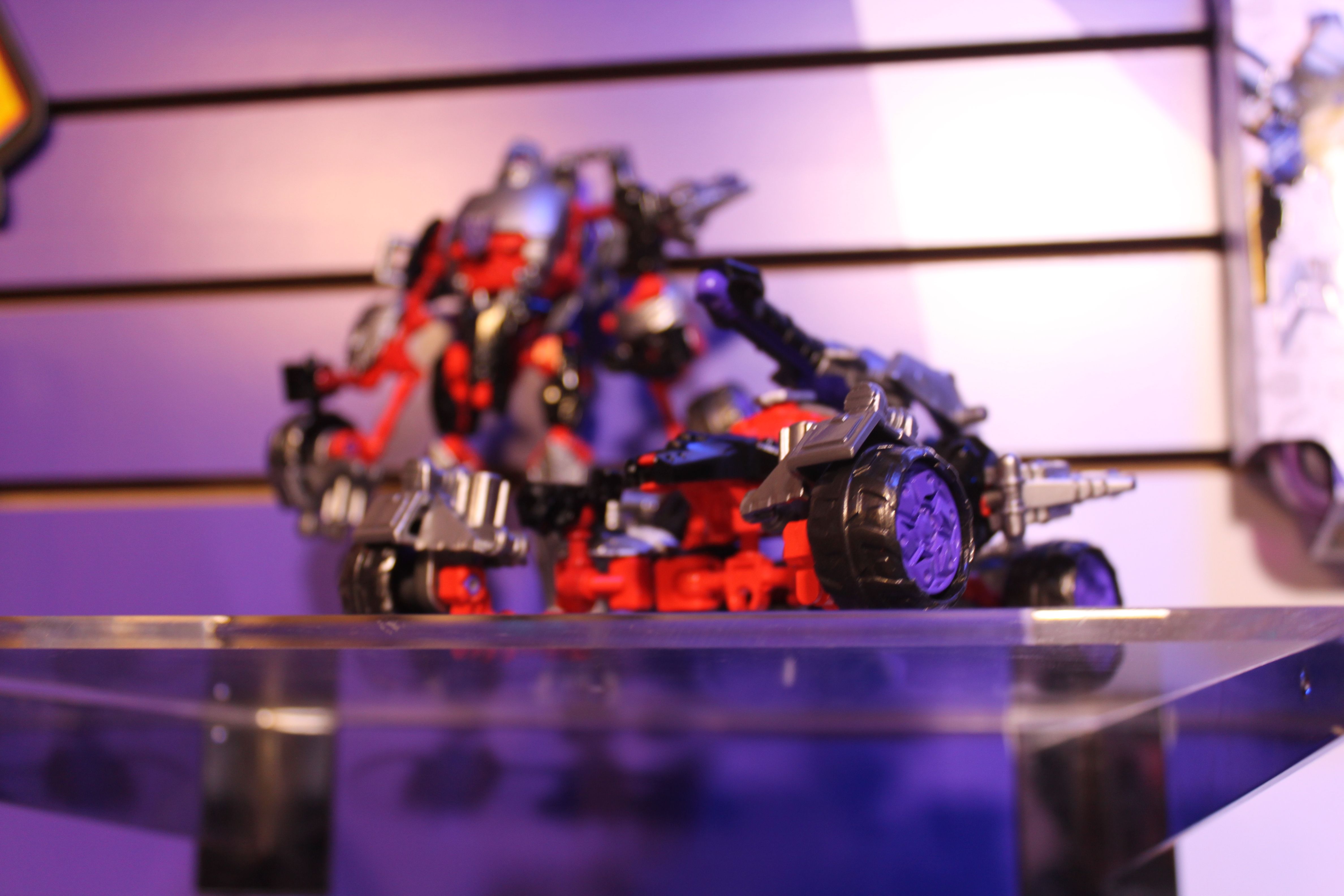 Toy Fair 2013: New TRANSFORMERS Toys Featuring the Biggest Transformers ...