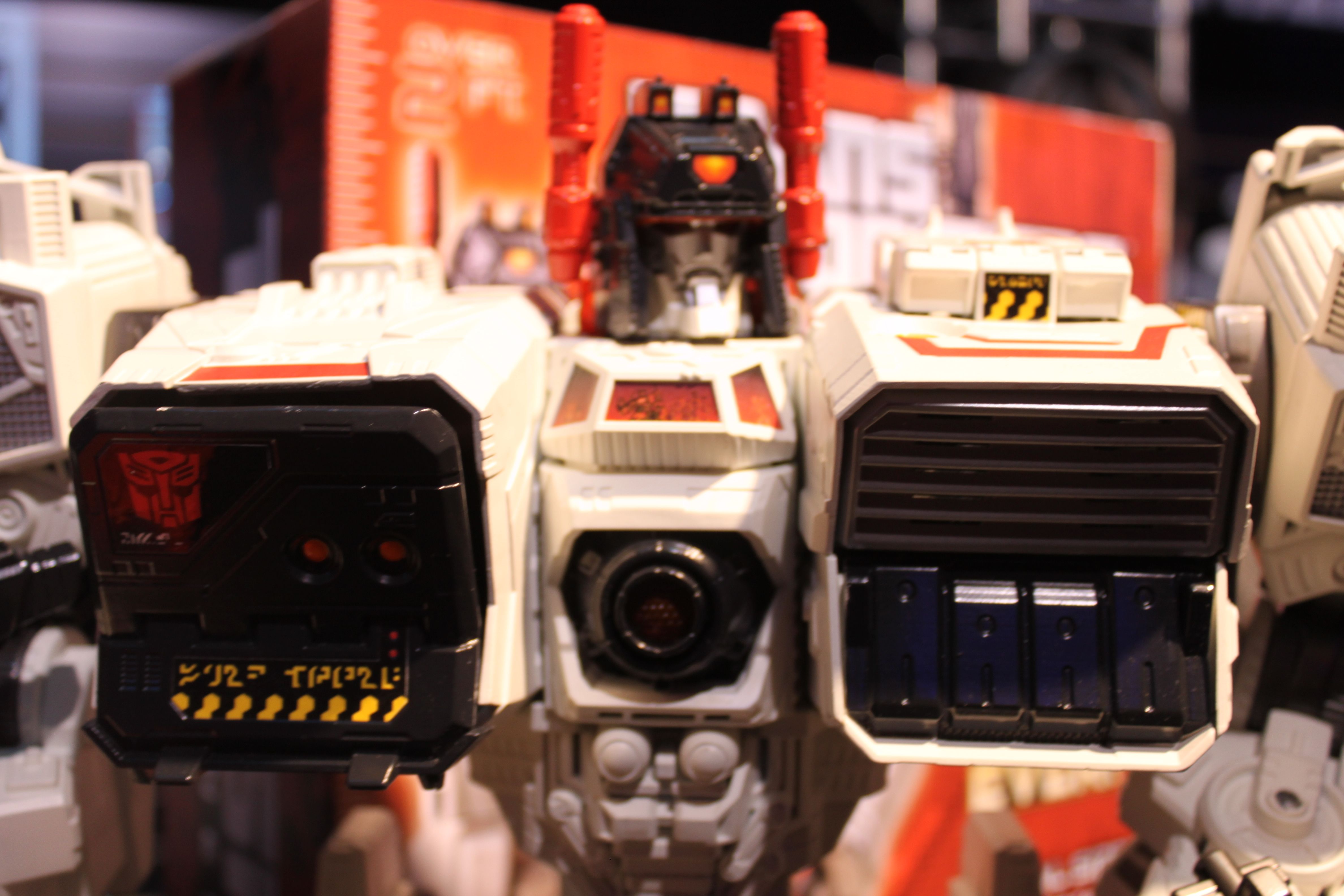 Toy Fair 2013: New TRANSFORMERS Toys Featuring the Biggest Transformers ...