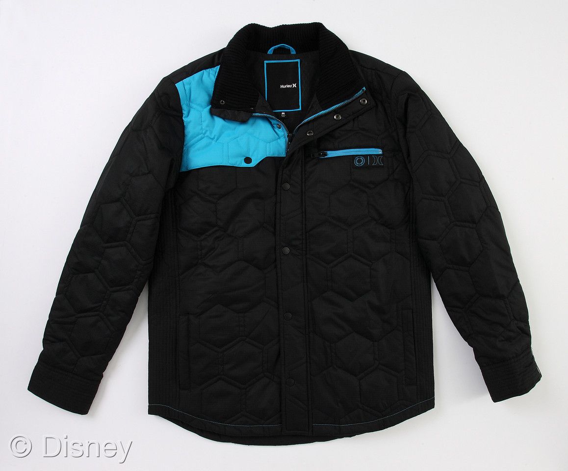 Loads of Images of Upcoming TRON: LEGACY Merchandise Clothes, Jewelry
