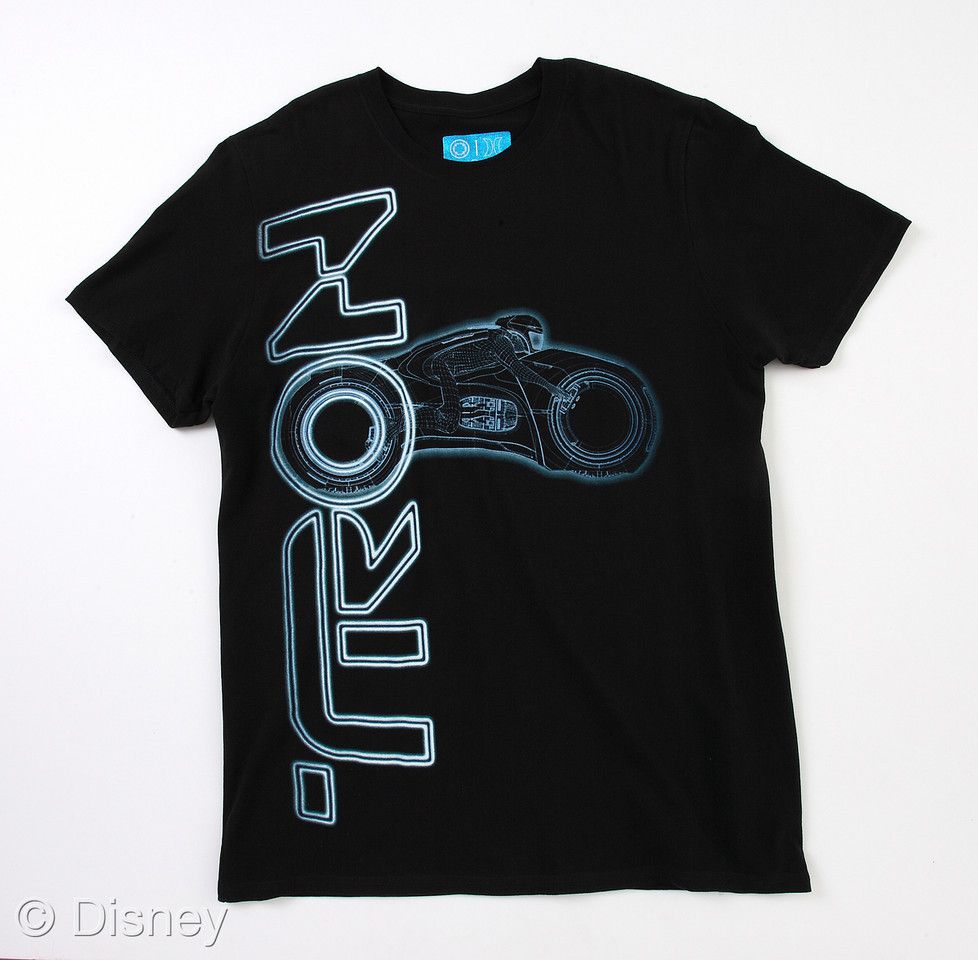 Loads of Images of Upcoming TRON: LEGACY Merchandise Clothes, Jewelry