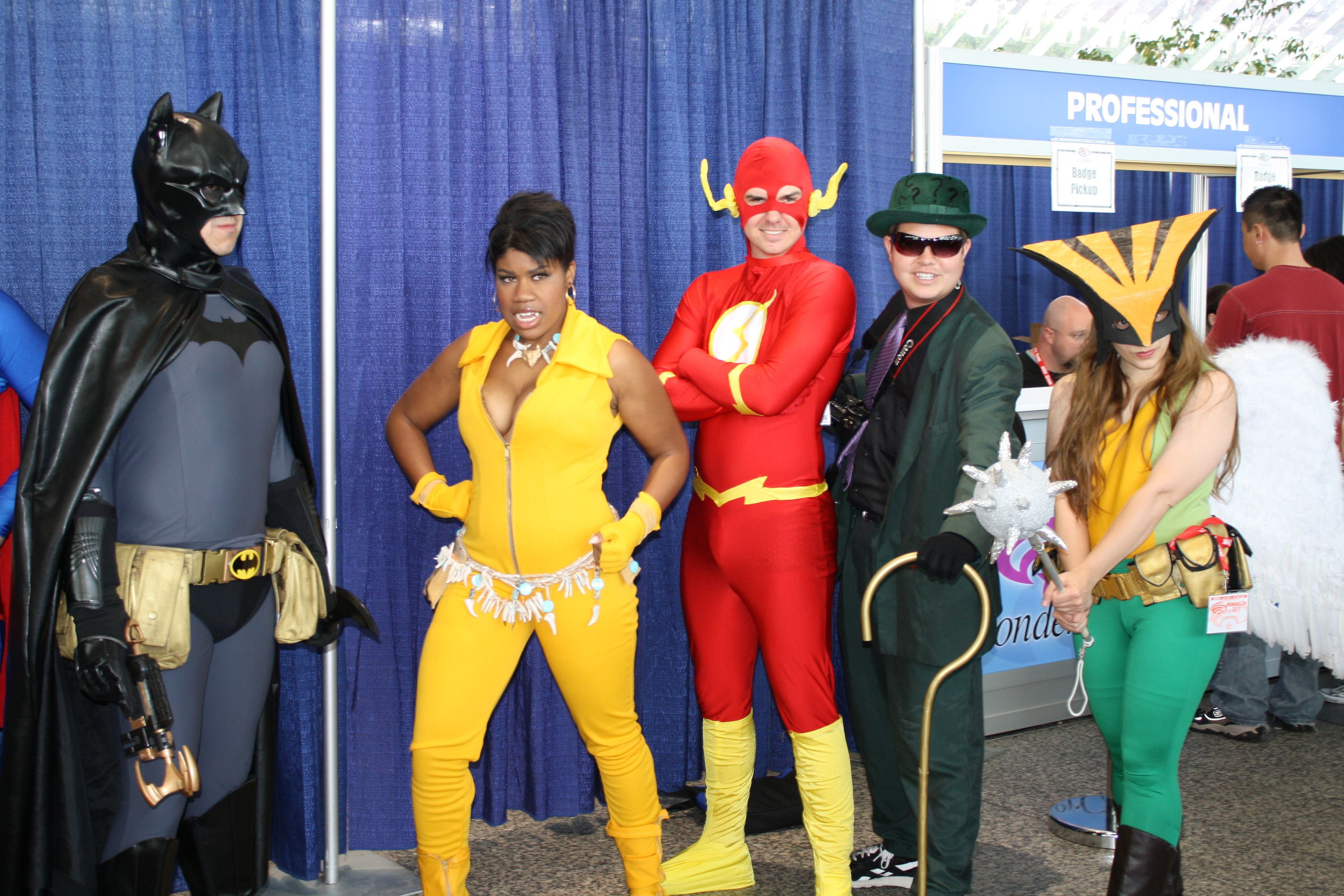 WonderCon 2010 Pictures - Costumes, the Convention Floor, and How Does ...