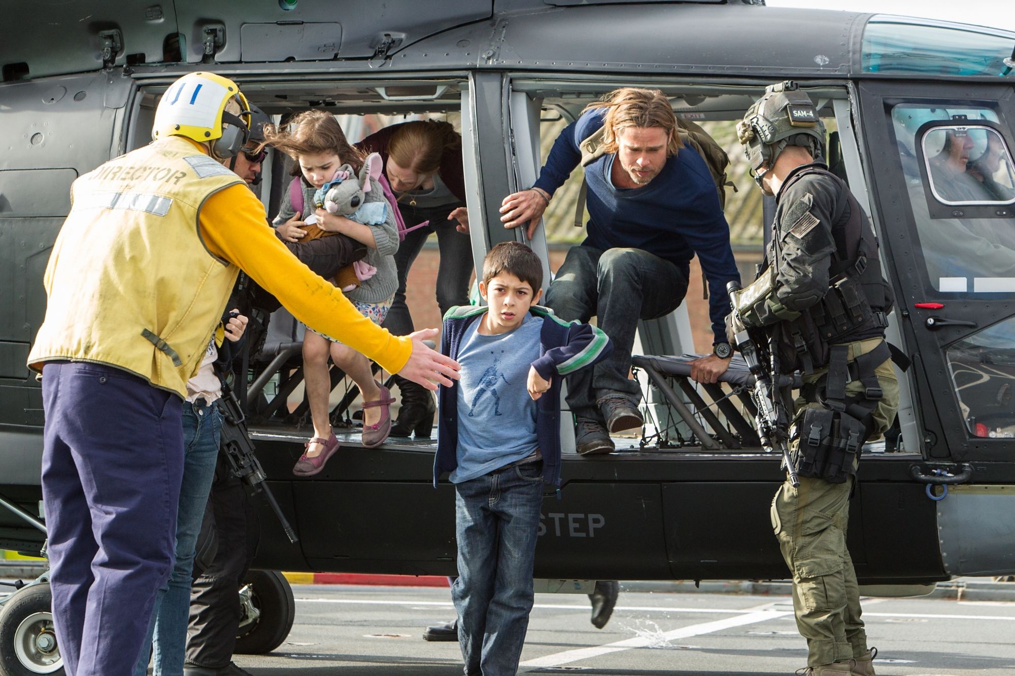 WORLD WAR Z Images Featuring Brad Pitt